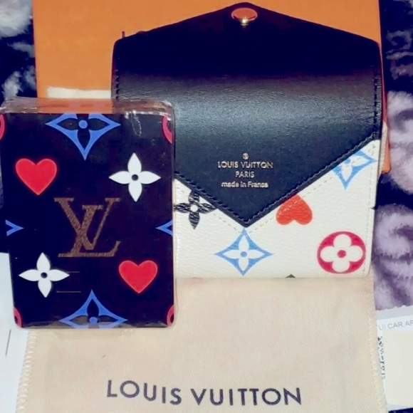 Louis Vuitton | Games | New Louis Vuitton Rare Game On Playing Cards ...